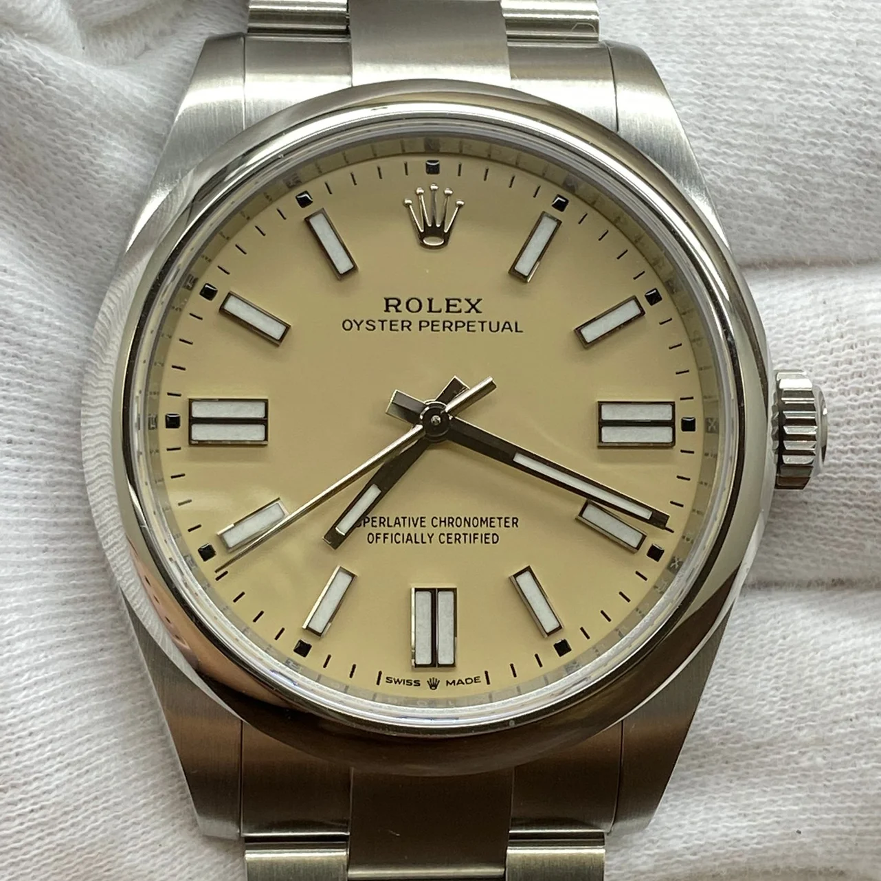 Auction: 2025 Rolex Oyster Perpetual 41 Steel / Smooth / Beige / Oyster ...