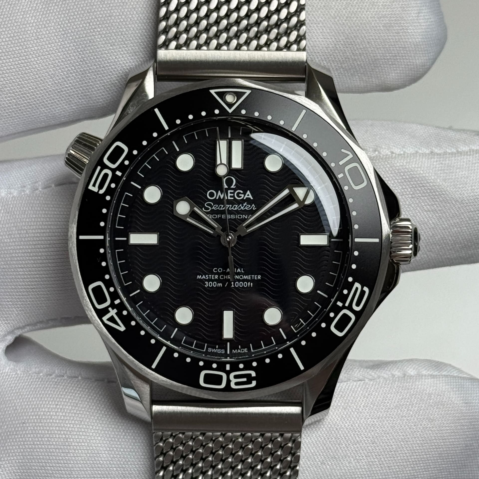 Auction: 2025 Omega Seamaster Diver 300M 42 Steel / Aluminium / Black ...