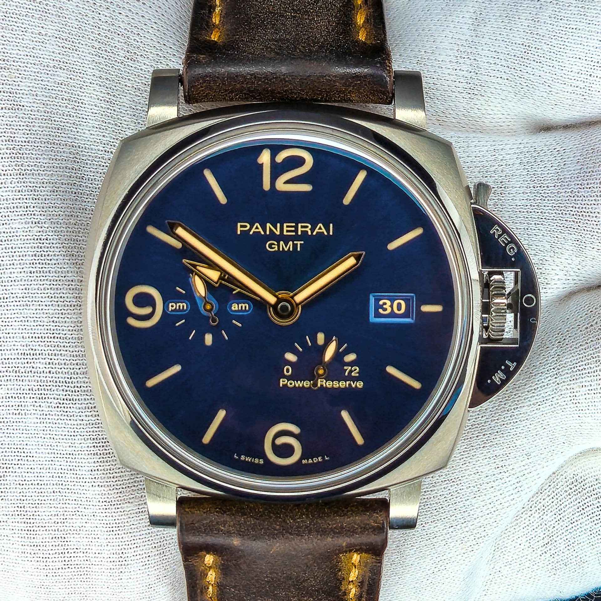 Auction: 2019 Panerai Luminor Due 45 3 Days GMT Power Reserve Automatic ...