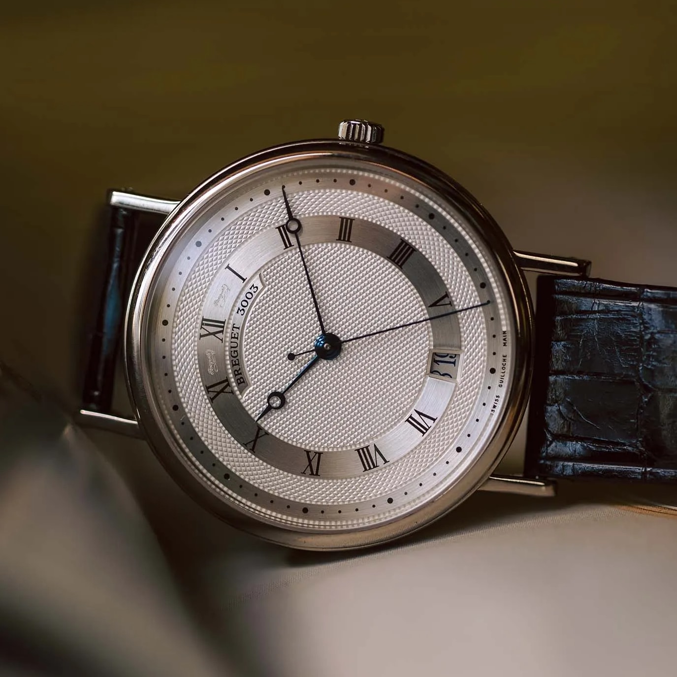Auction: Breguet Classique 5930 White Gold / Silver 5930BB/12/986 | Bezel