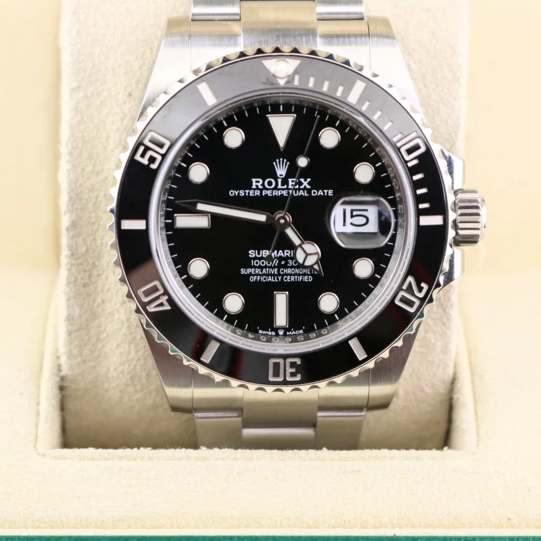 Rolex Submariner 41 Date 126610LN-0001 Watches | Bezel