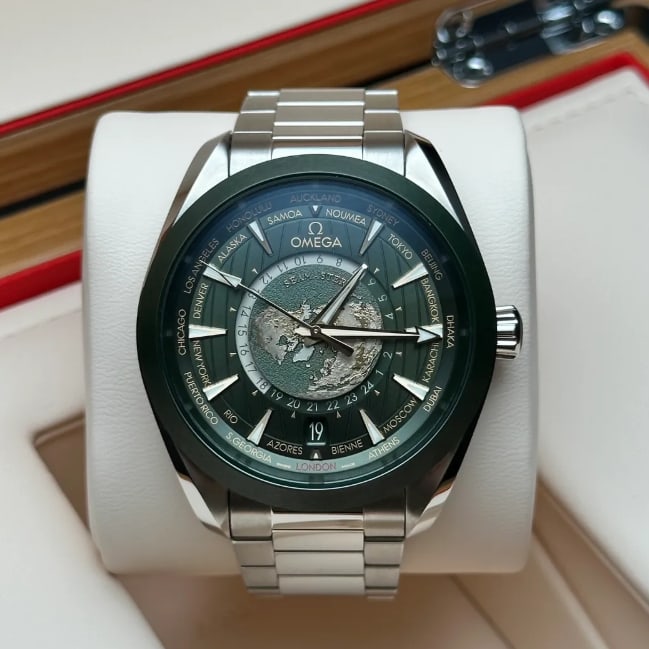 Auction: Omega Seamaster Aqua Terra 150M Master Chronometer 43 ...