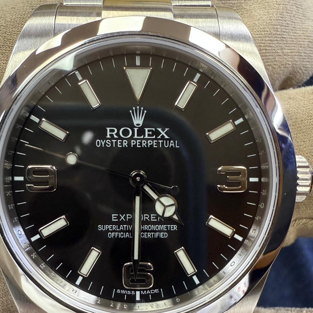 Auction: 2011 Rolex Explorer 39 / Mark 1 214270-0001 | Bezel