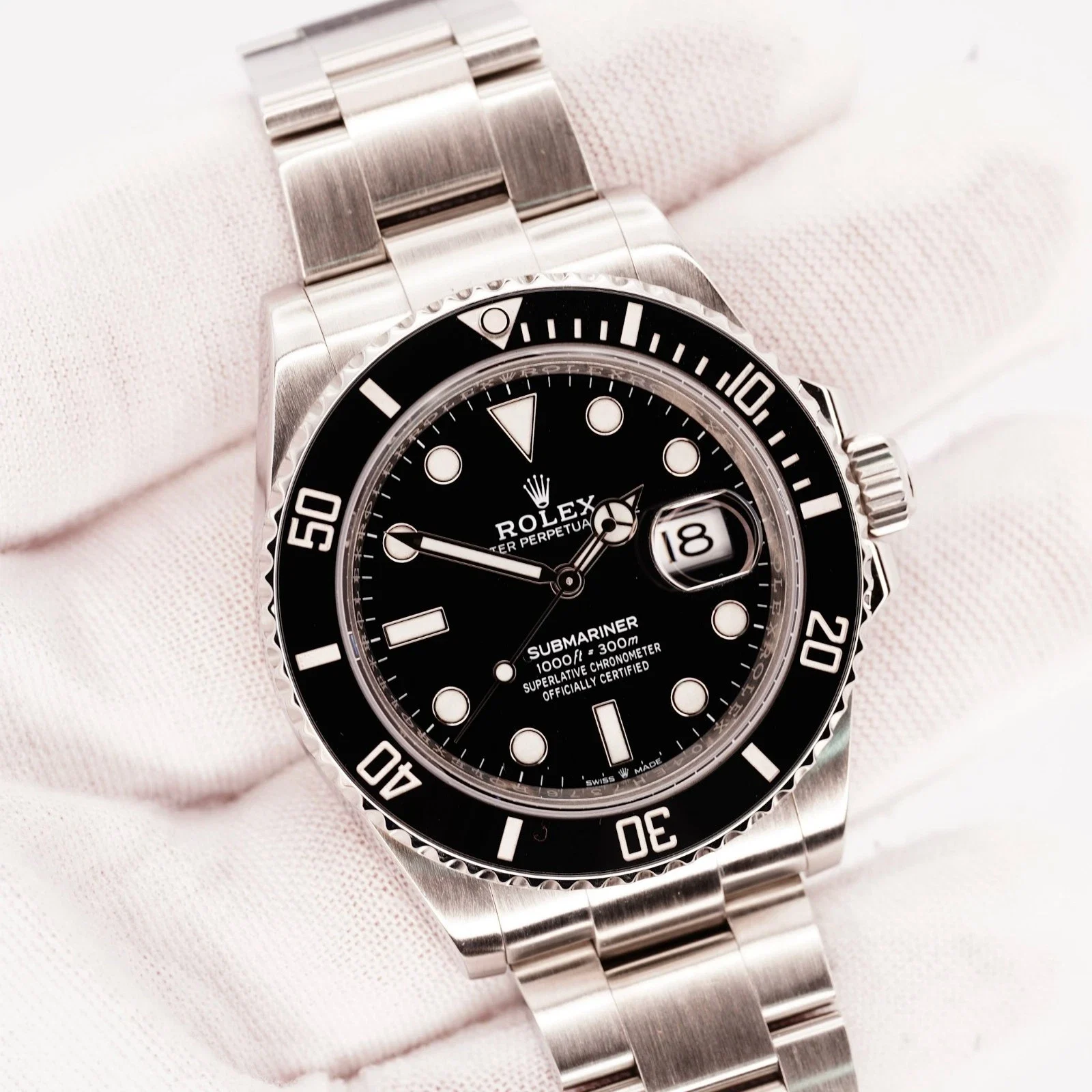 Rolex Submariner 41 Date 126610LN-0001 Watches | Bezel