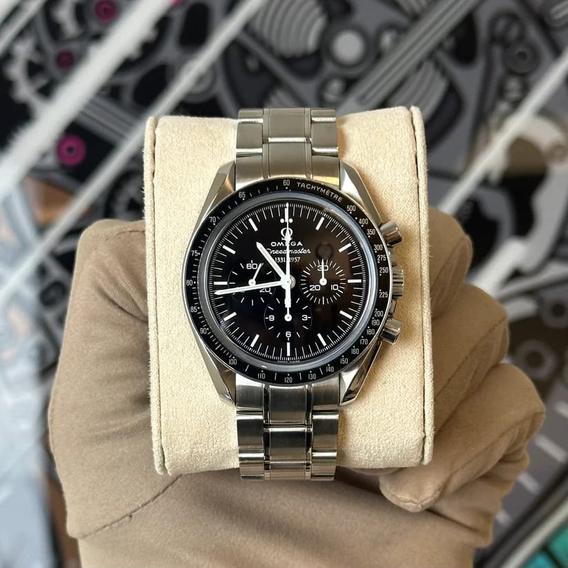 Auction: 2008 Omega Speedmaster Moonwatch Anniversary Stainless Steel ...
