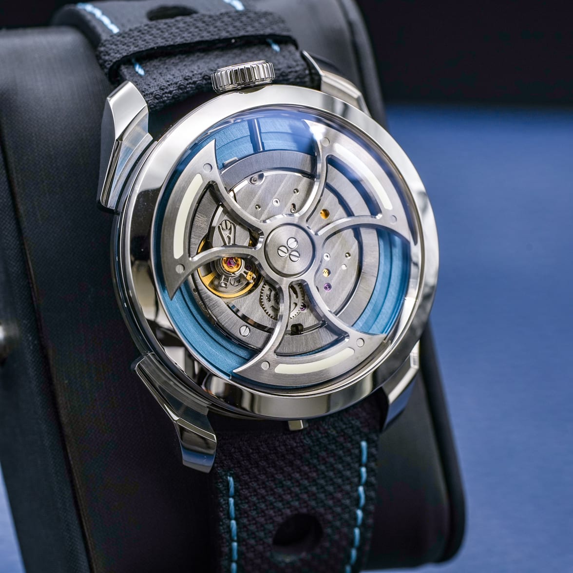 Auction: 2025 MB&F M.A.D.1S Ice blue Edition 42 Steel / Ice Blue ...