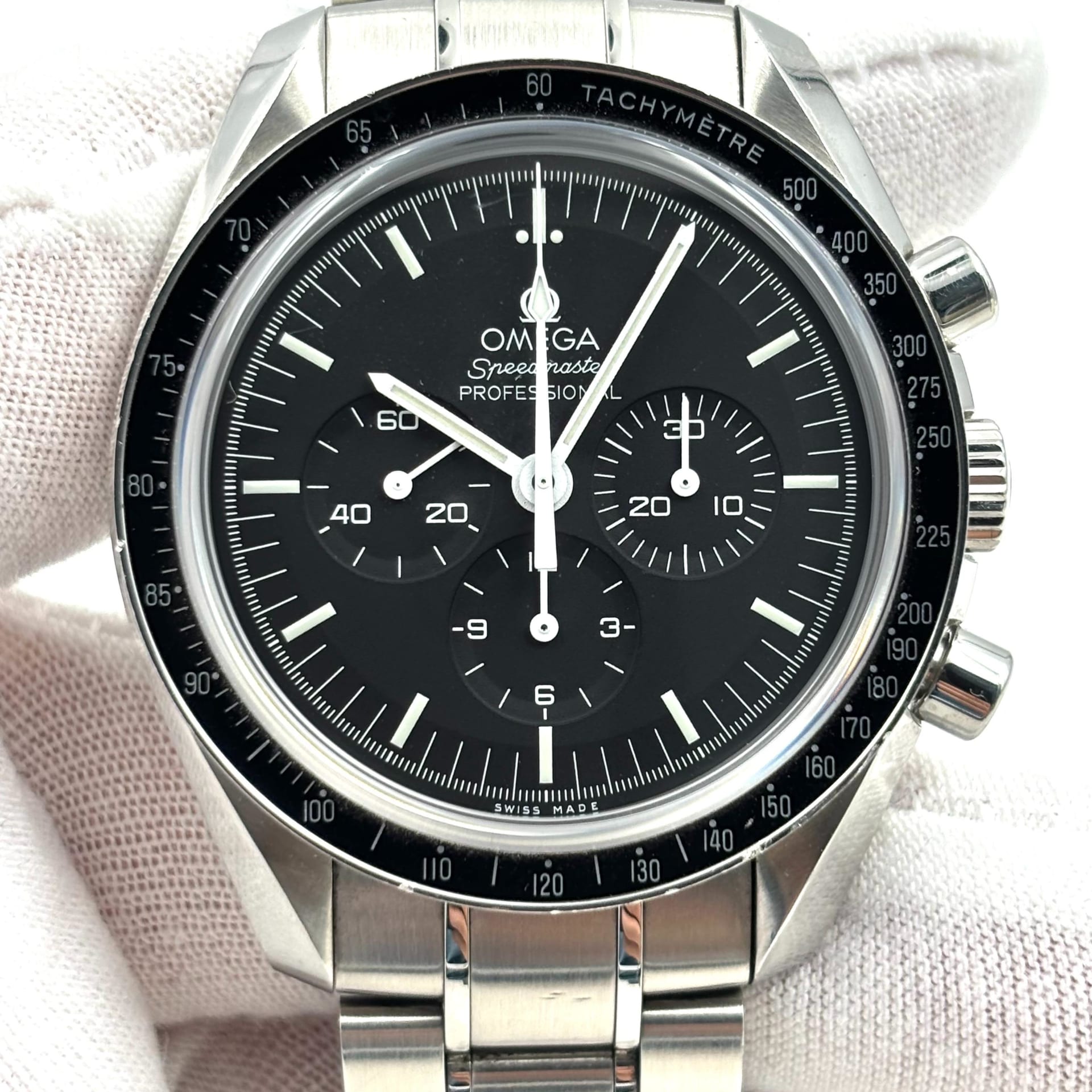 Auction: 2018 Omega Speedmaster Professional Moonwatch Big Box ...