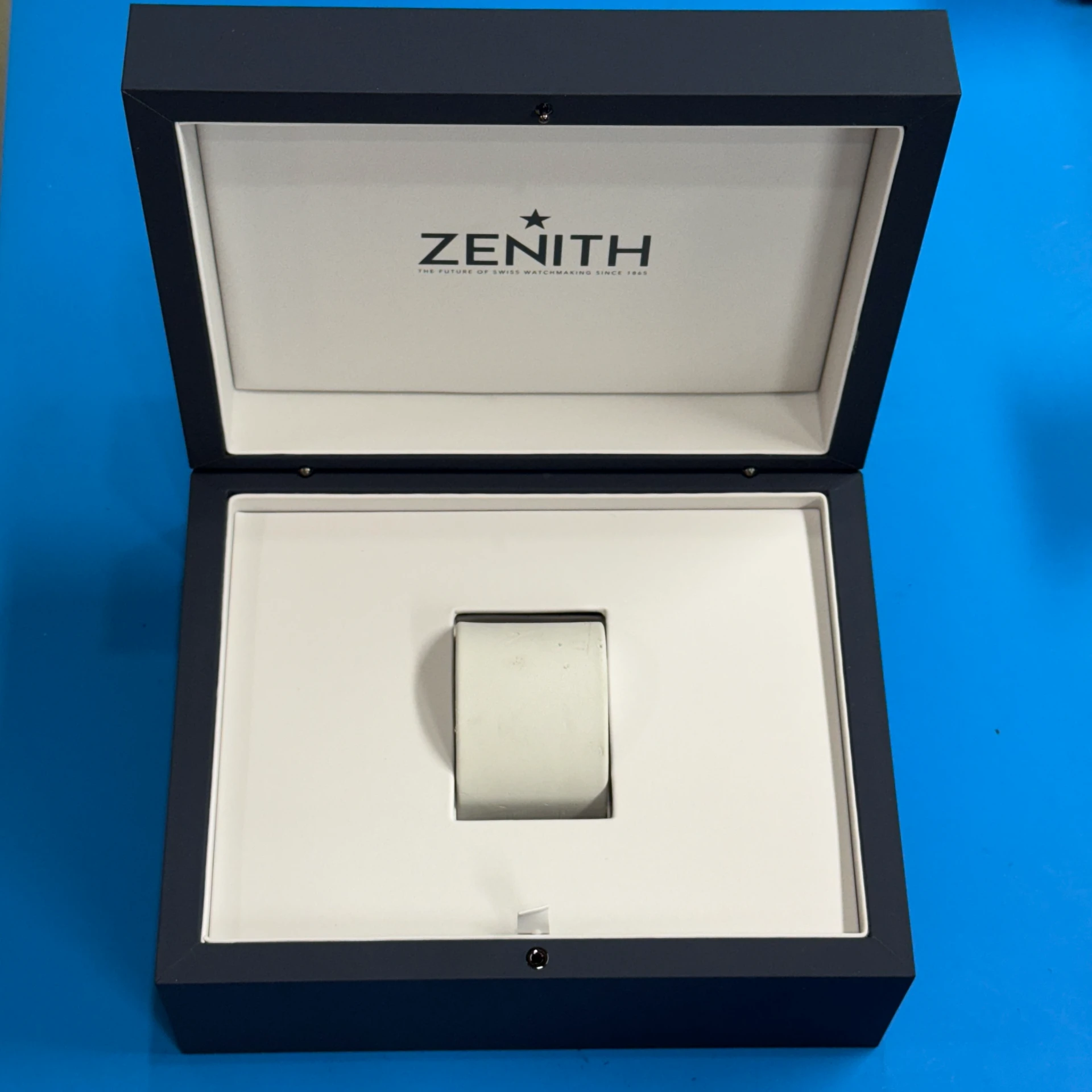 Auction: 2024 Zenith El Primero A384 Revival Shadow 97.T384.4061/21 ...