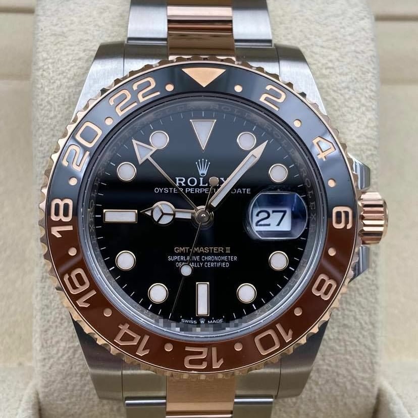 Rolex GMT-Master II "Root Beer" 126711CHNR-0002 | Bezel