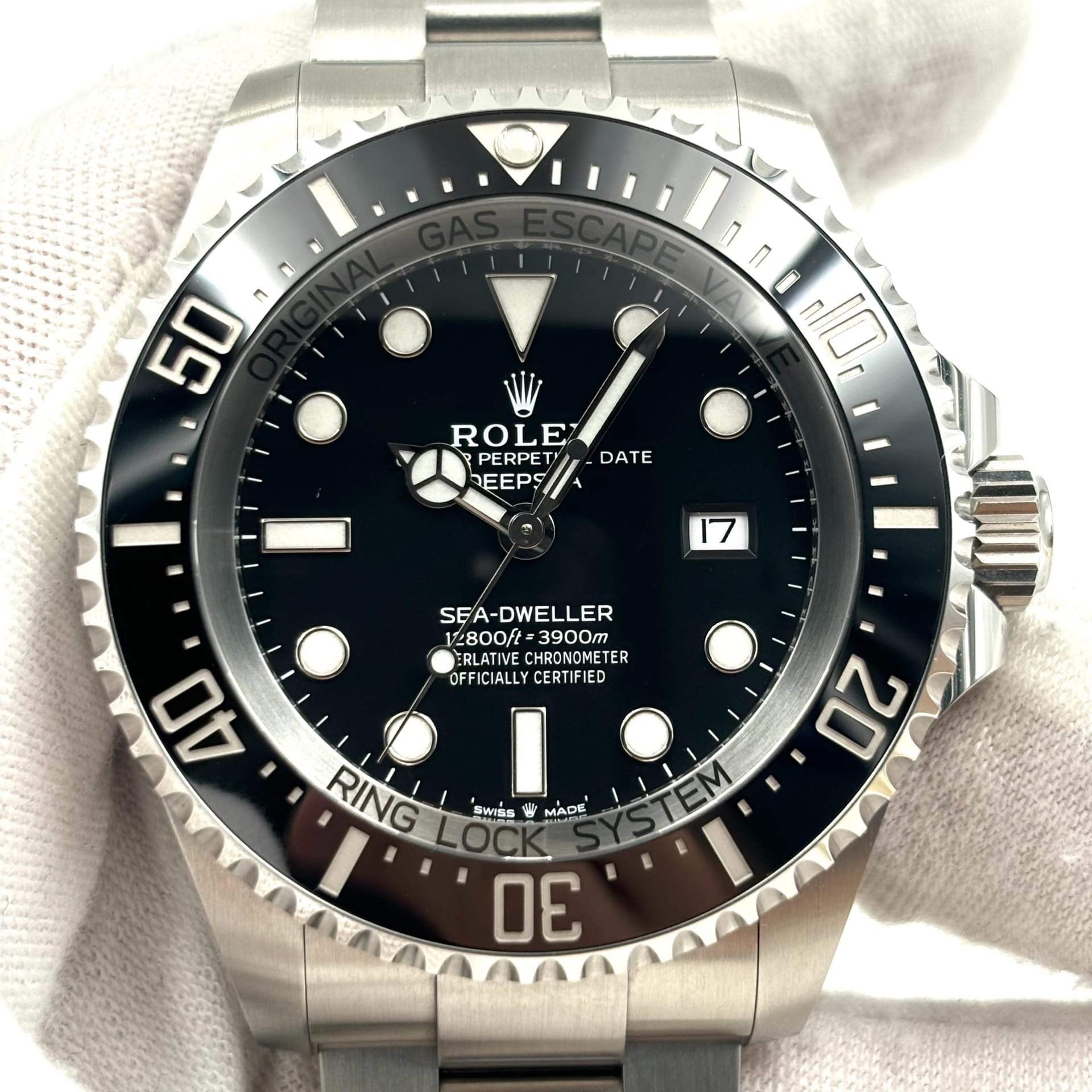 Auction: 2022 Rolex Sea-Dweller Deepsea 126660-0001 | Bezel