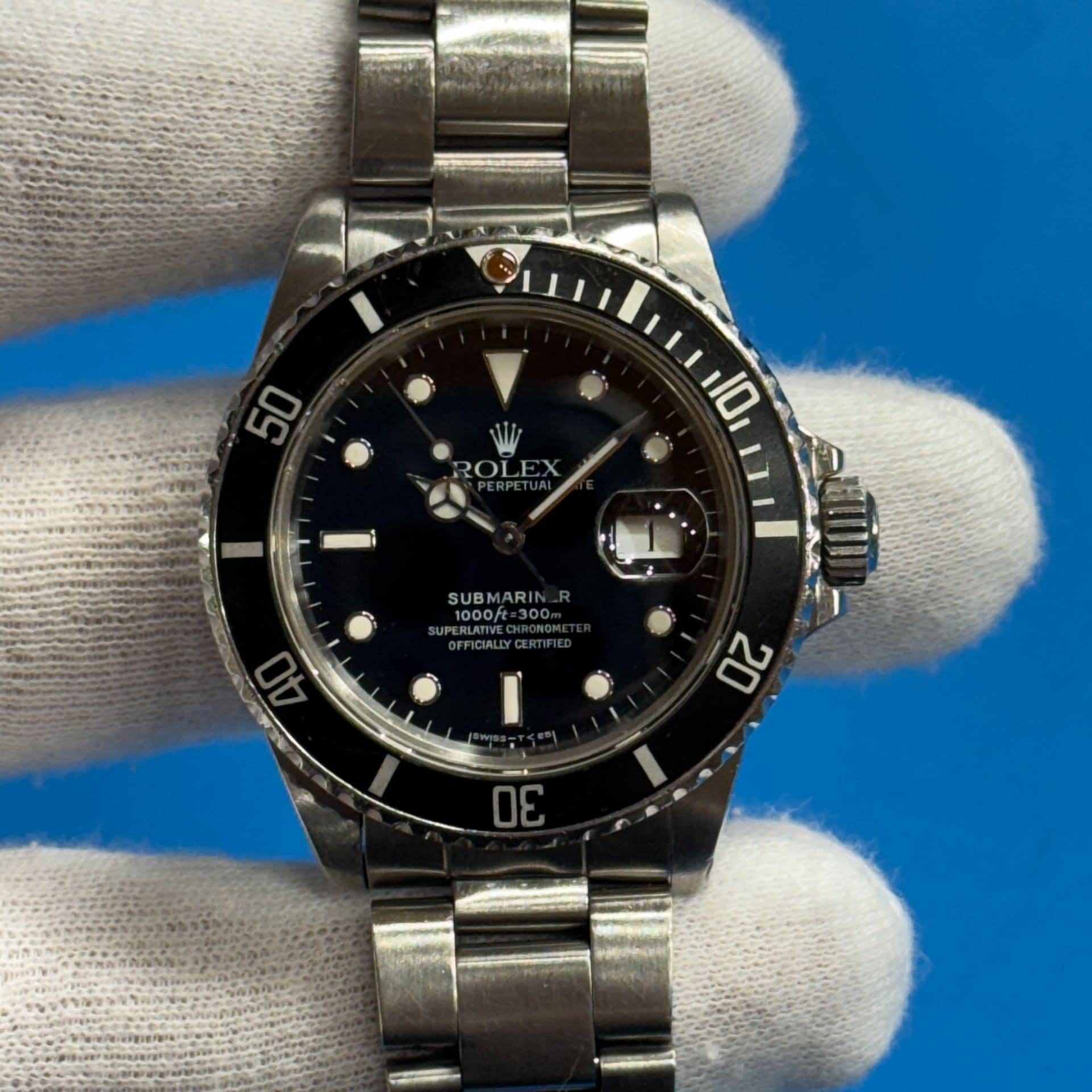 Auction: Rolex Submariner Date 16800 | Bezel