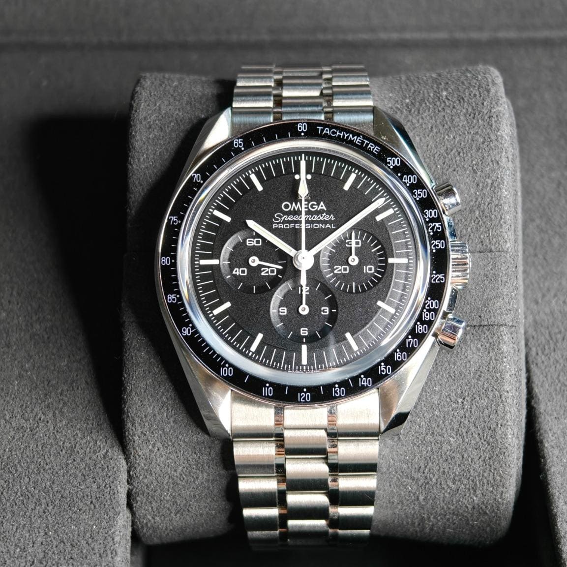 Auction: 2024 Omega Speedmaster Professional Moonwatch 3861 Steel ...