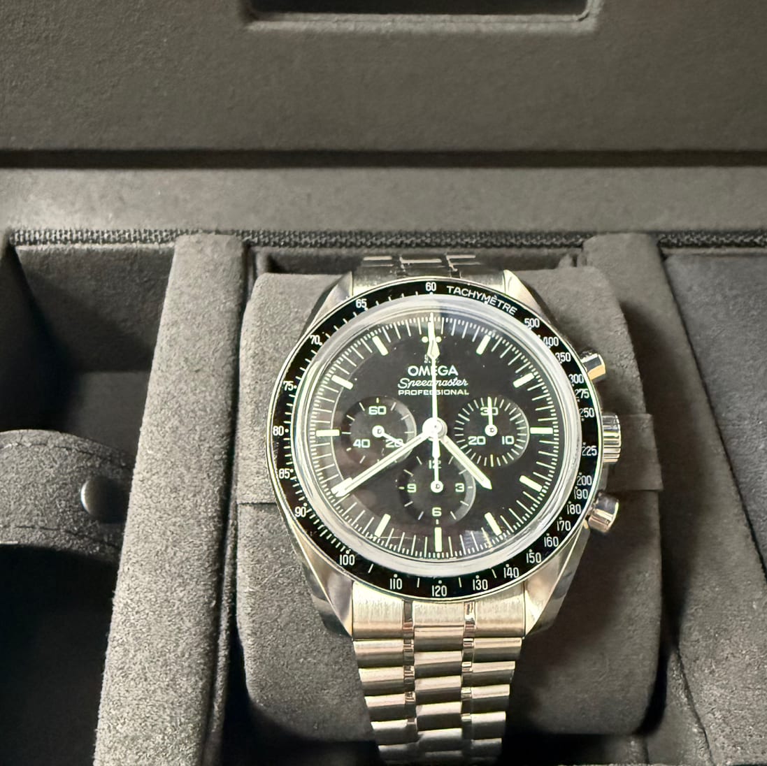 Auction: 2025 Omega Speedmaster Professional Moonwatch 3861 Steel ...